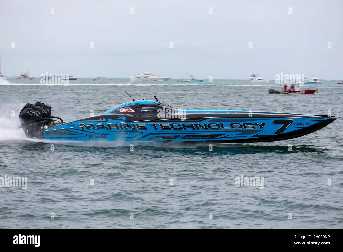 Powerboats Speedboats High Resolution Stock Photography and Images - Alamy