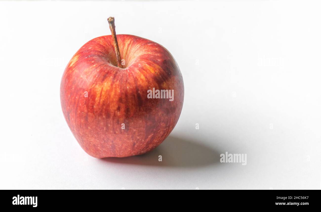 Apple fruit healthy shadow hi-res stock photography and images - Alamy