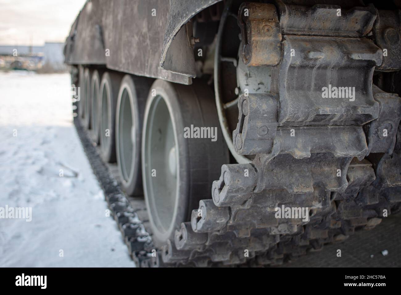 Battle tank track detail hi-res stock photography and images - Alamy