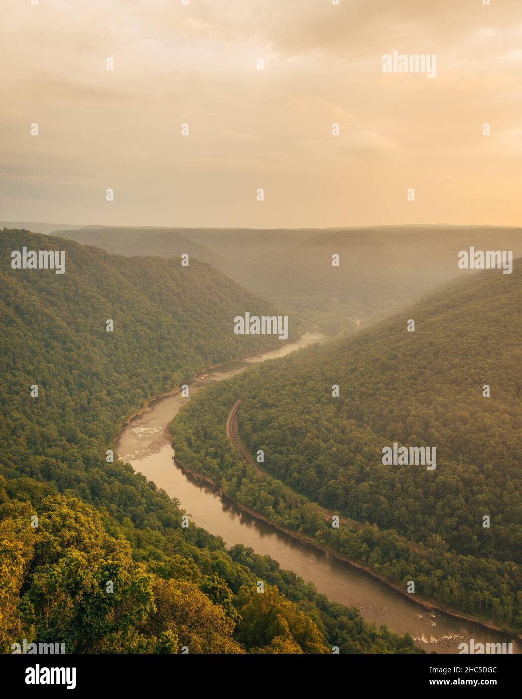 Sunrise view from Grandview, in the New River Gorge, West Virginia ...