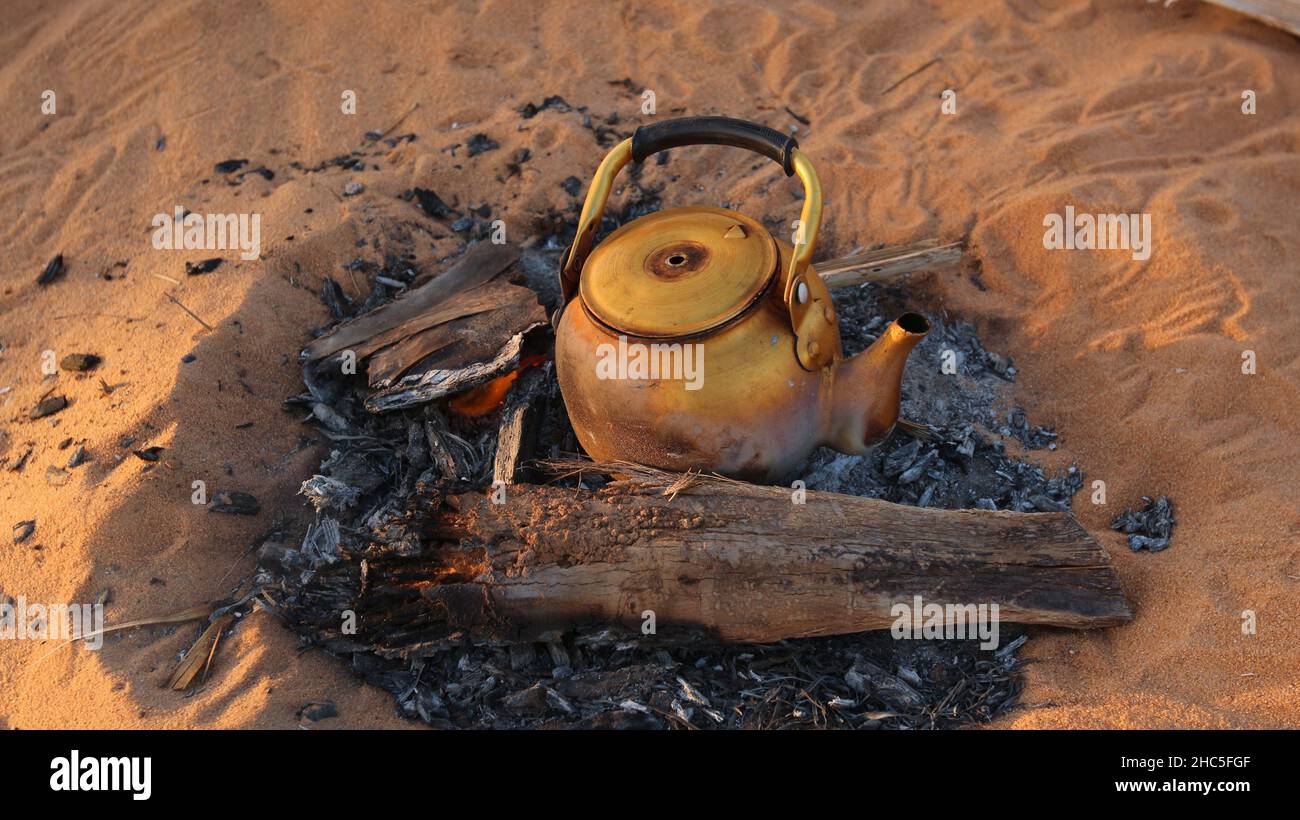 Cooking on fire south africa hi-res stock photography and images - Alamy