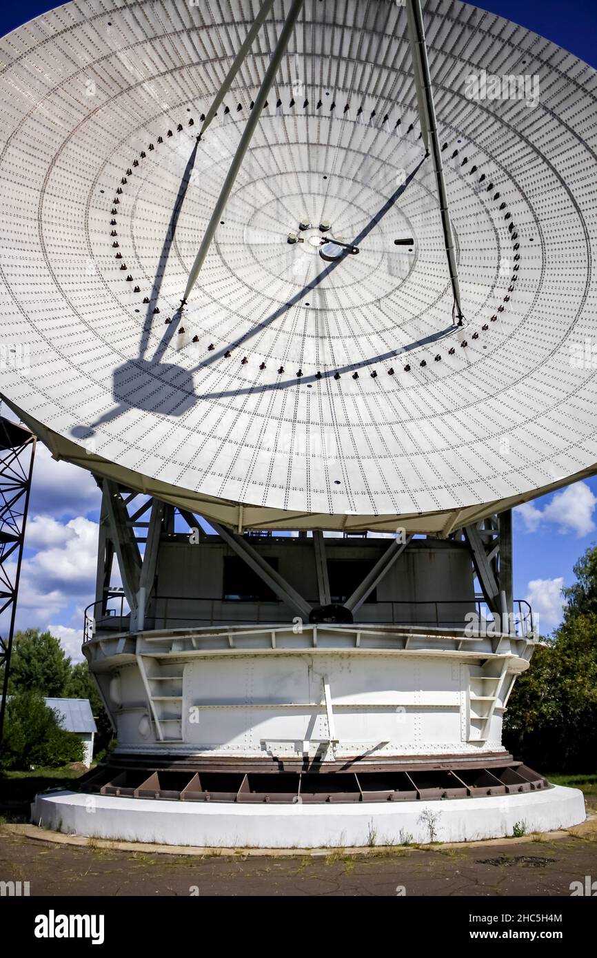 Radio telescopic antenna round, radio astronomy observatory Stock Photo ...
