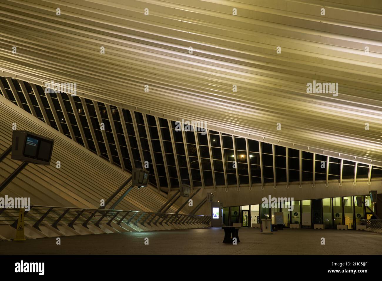 Modern design in indoor station hi-res stock photography and images - Alamy