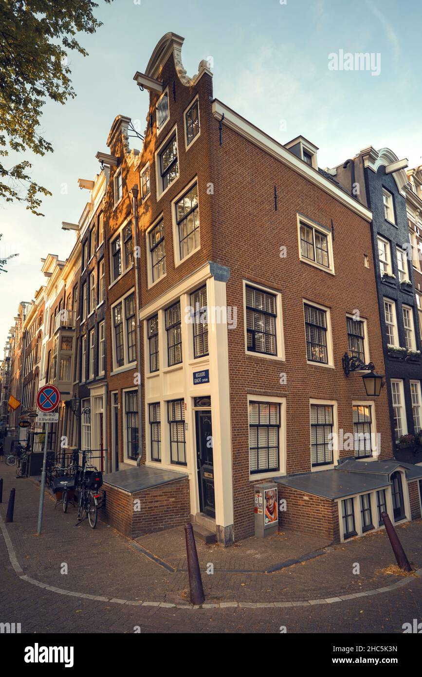 Amsterdam architecture brick hi-res stock photography and images - Alamy