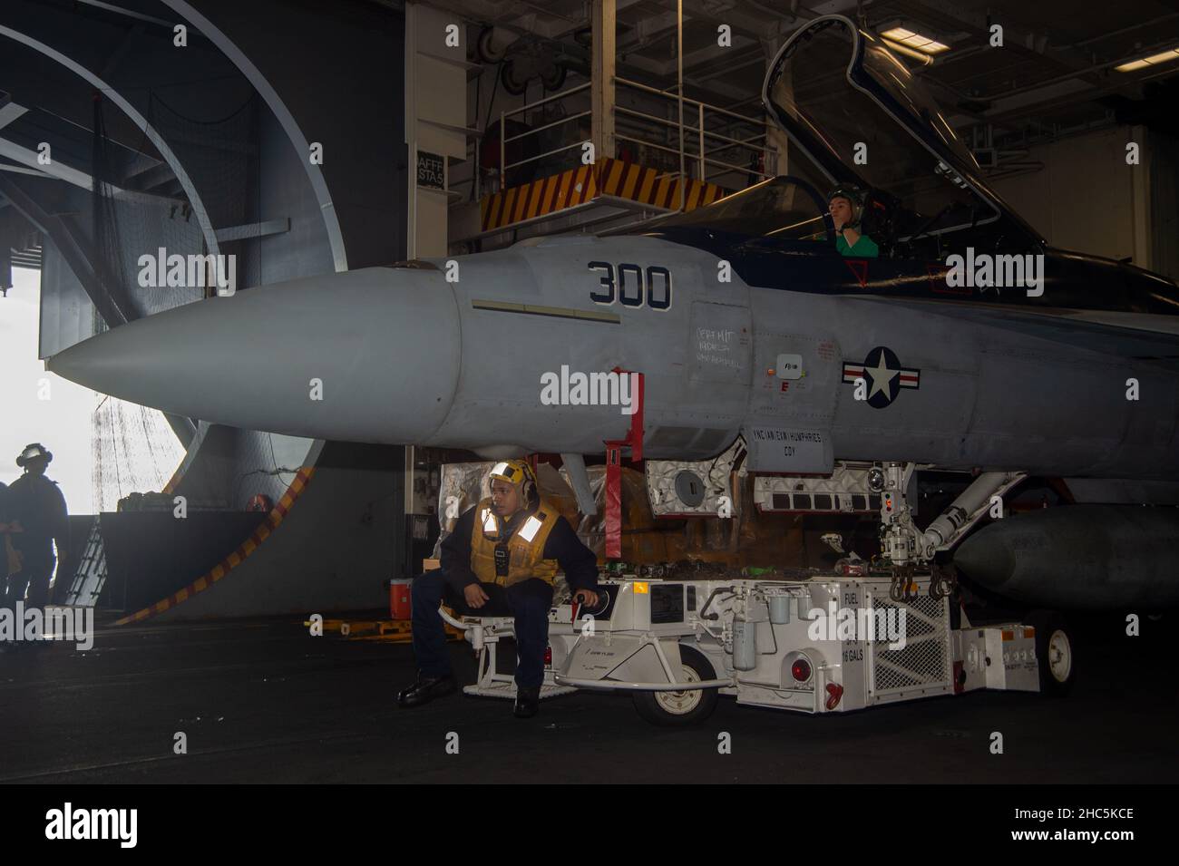 Super dolly hi-res stock photography and images - Alamy