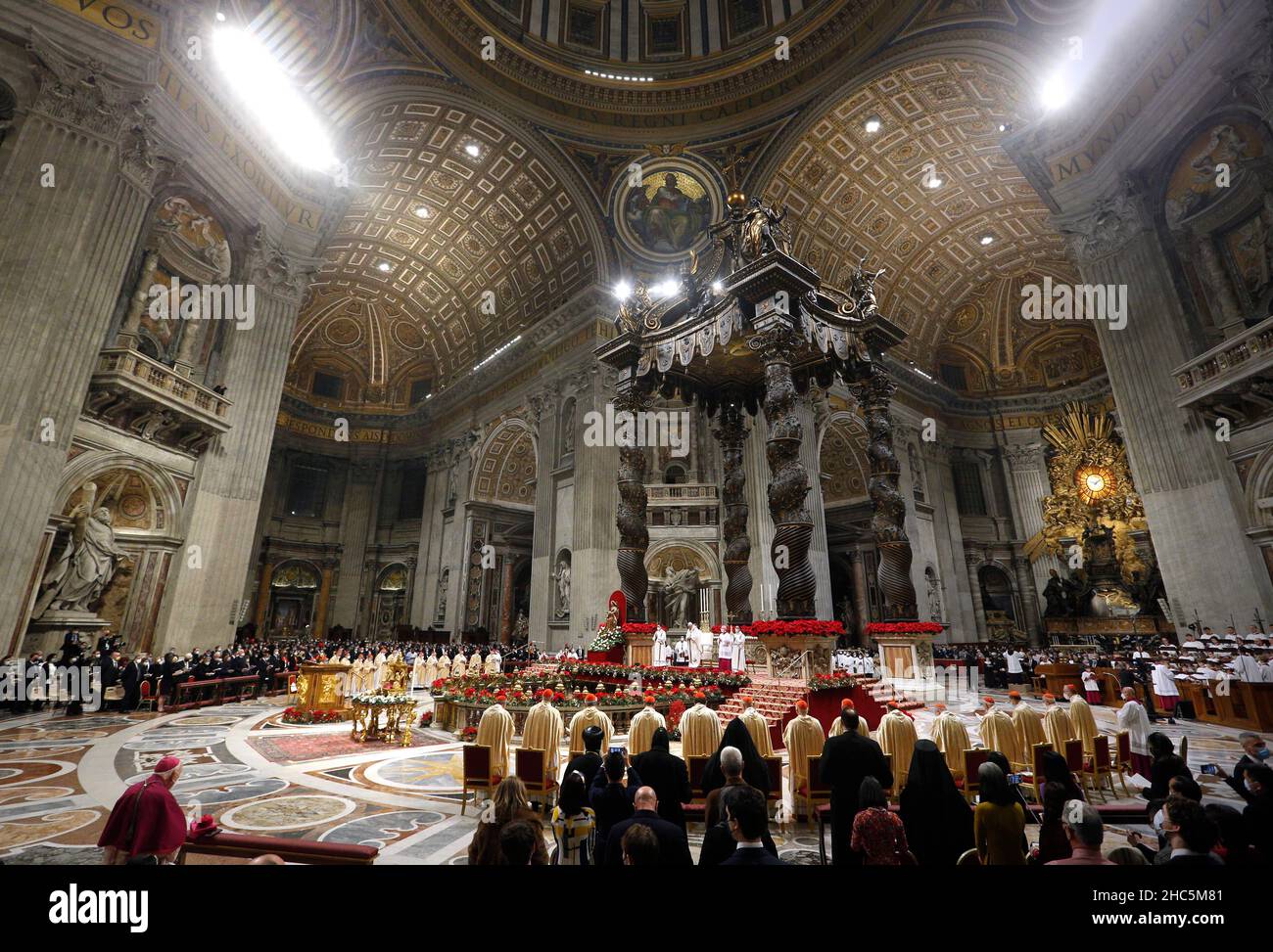 Vatican City, Vatikanstadt. 23rd Dec, 2021. Pope Francis celebrates ...