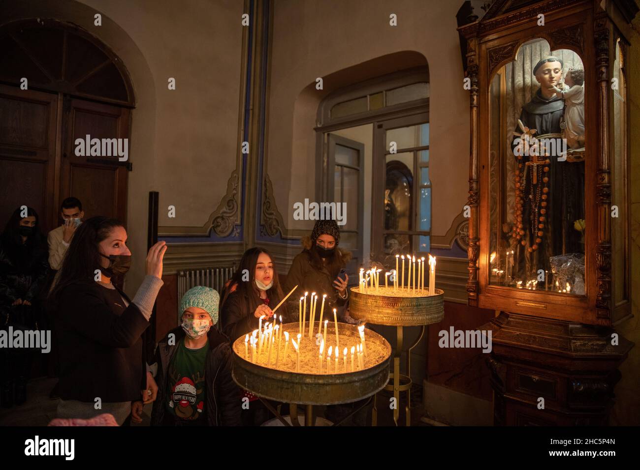 Celebration of the Christmas liturgy by Arab Catholics at the St ...