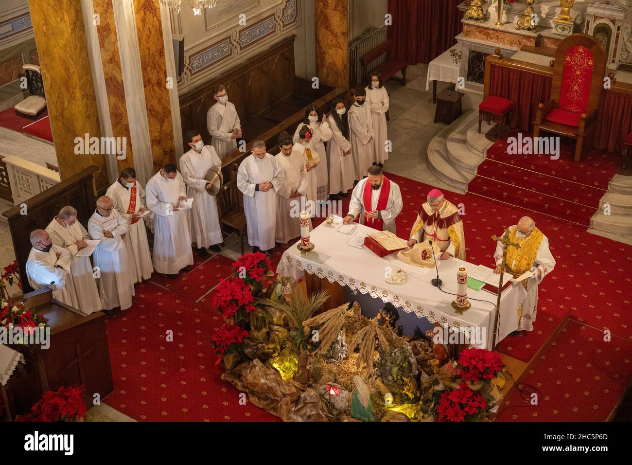 Celebration of the Christmas liturgy by Arab Catholics at the St ...