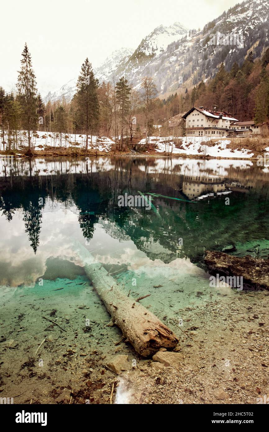 Transparent lake hi-res stock photography and images - Alamy