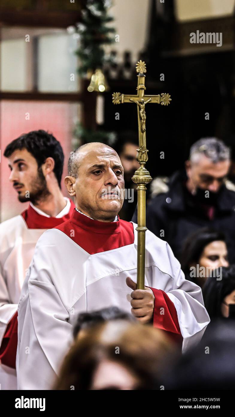 Latin boy carrying cross hi-res stock photography and images - Alamy