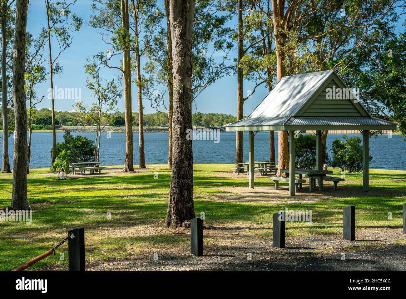 Barbecue and picnic area at lake Samsonvale, Queensland, Australia ...