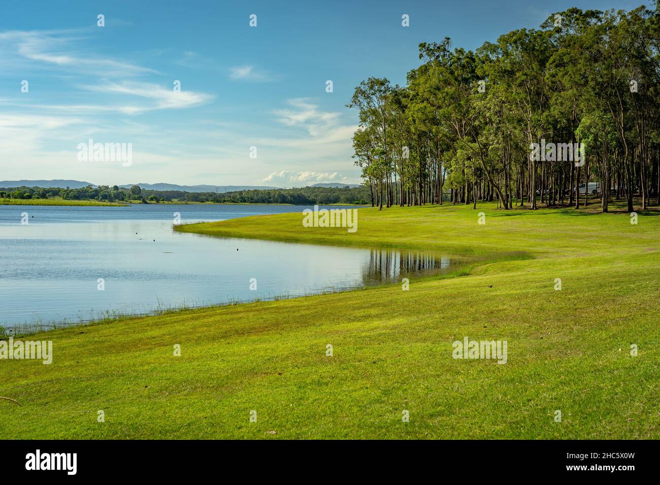 Picturesque landscape around lake Samsonvale, Queensland, Australia ...