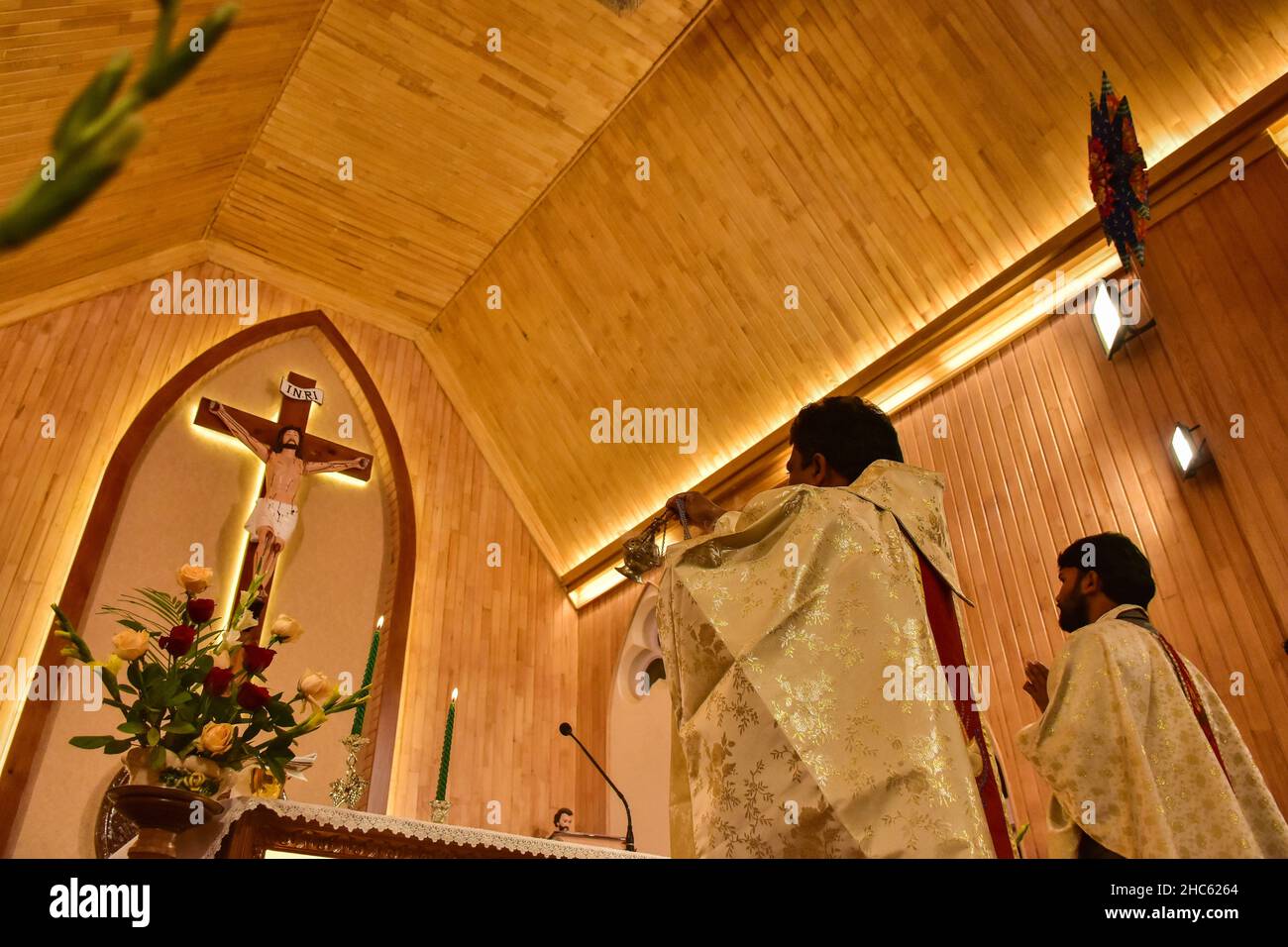 Catholic priests india hi-res stock photography and images - Alamy
