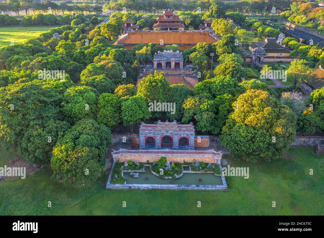 Wonderful view of the Phung Tien palace within the Citadel in Hue ...
