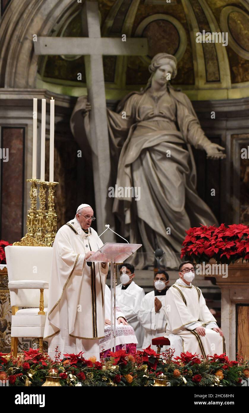 Pope Francis celebrates the Christmas Eve mass at St Peter s Basilica ...