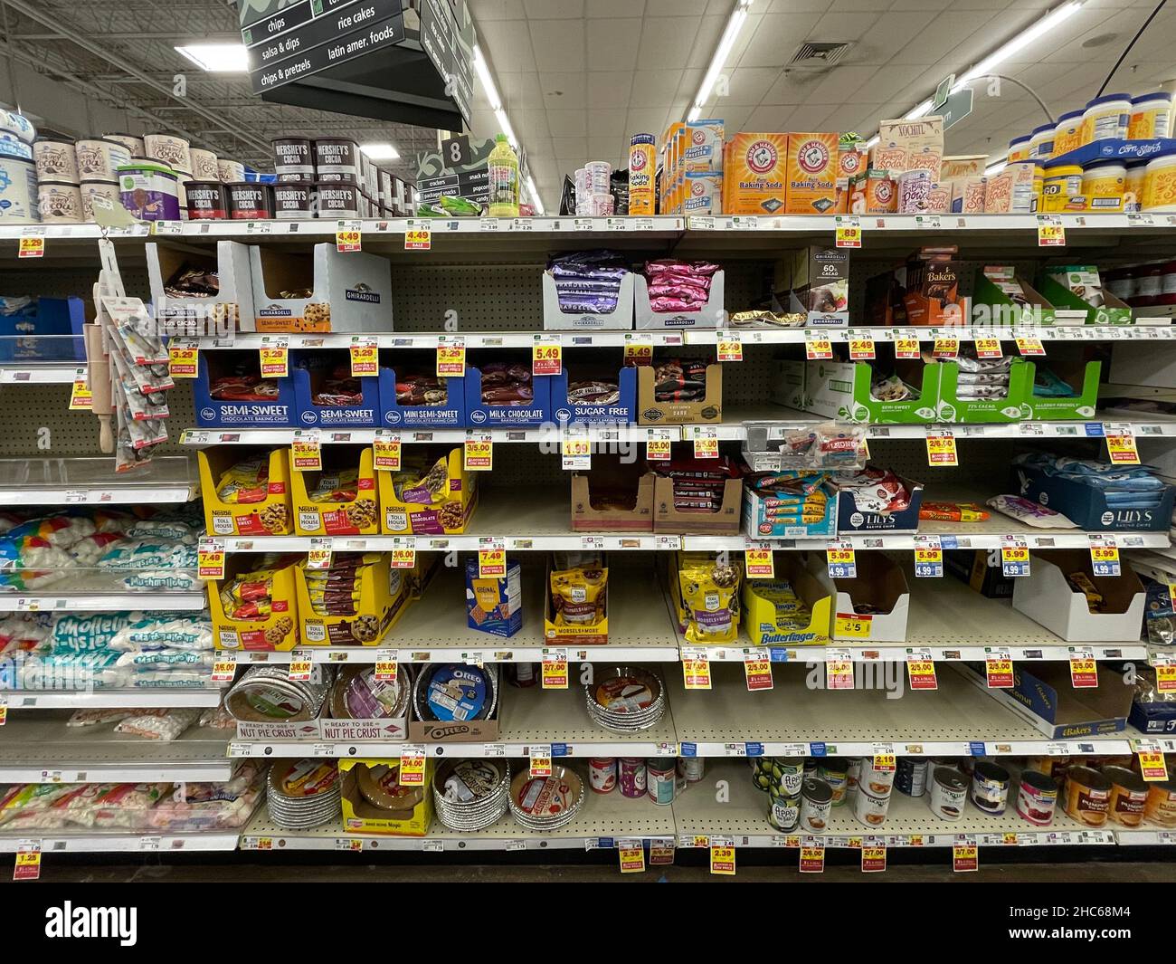 Martinez, Ga USA - 12 23 21: Kroger retail store interior Christmas Eve ...