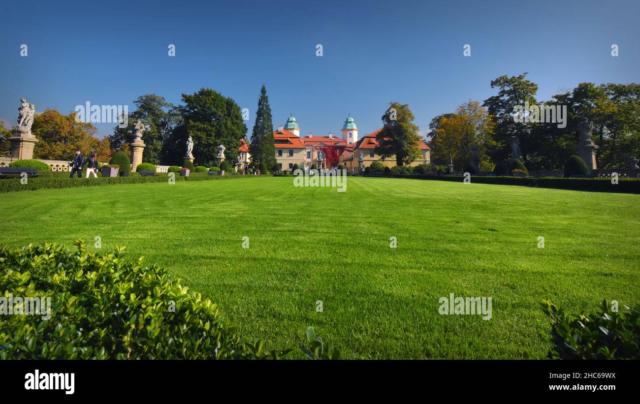 Mesmerizing shot ancient castle hi-res stock photography and images - Alamy