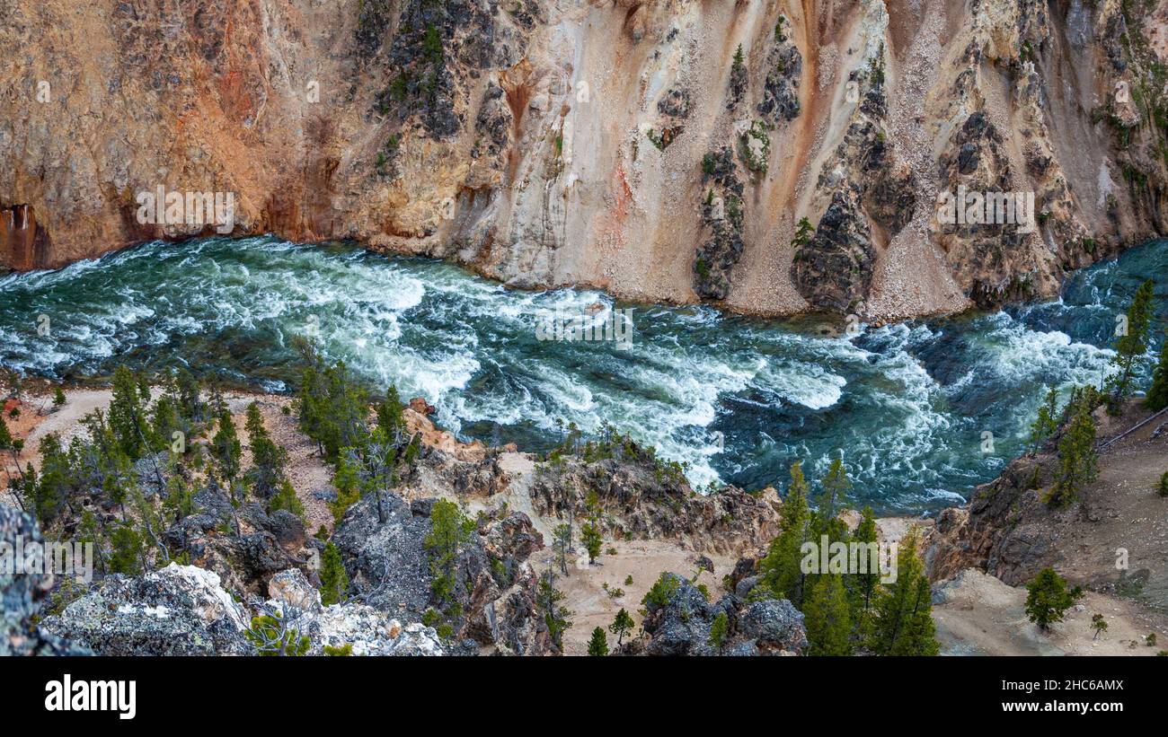 Rocky river flow top view hi-res stock photography and images - Alamy