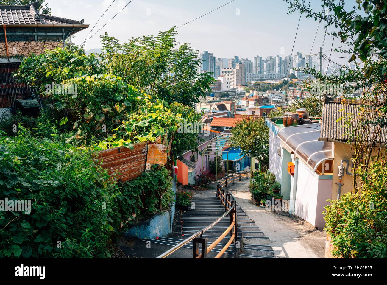 Daedong hi-res stock photography and images - Alamy