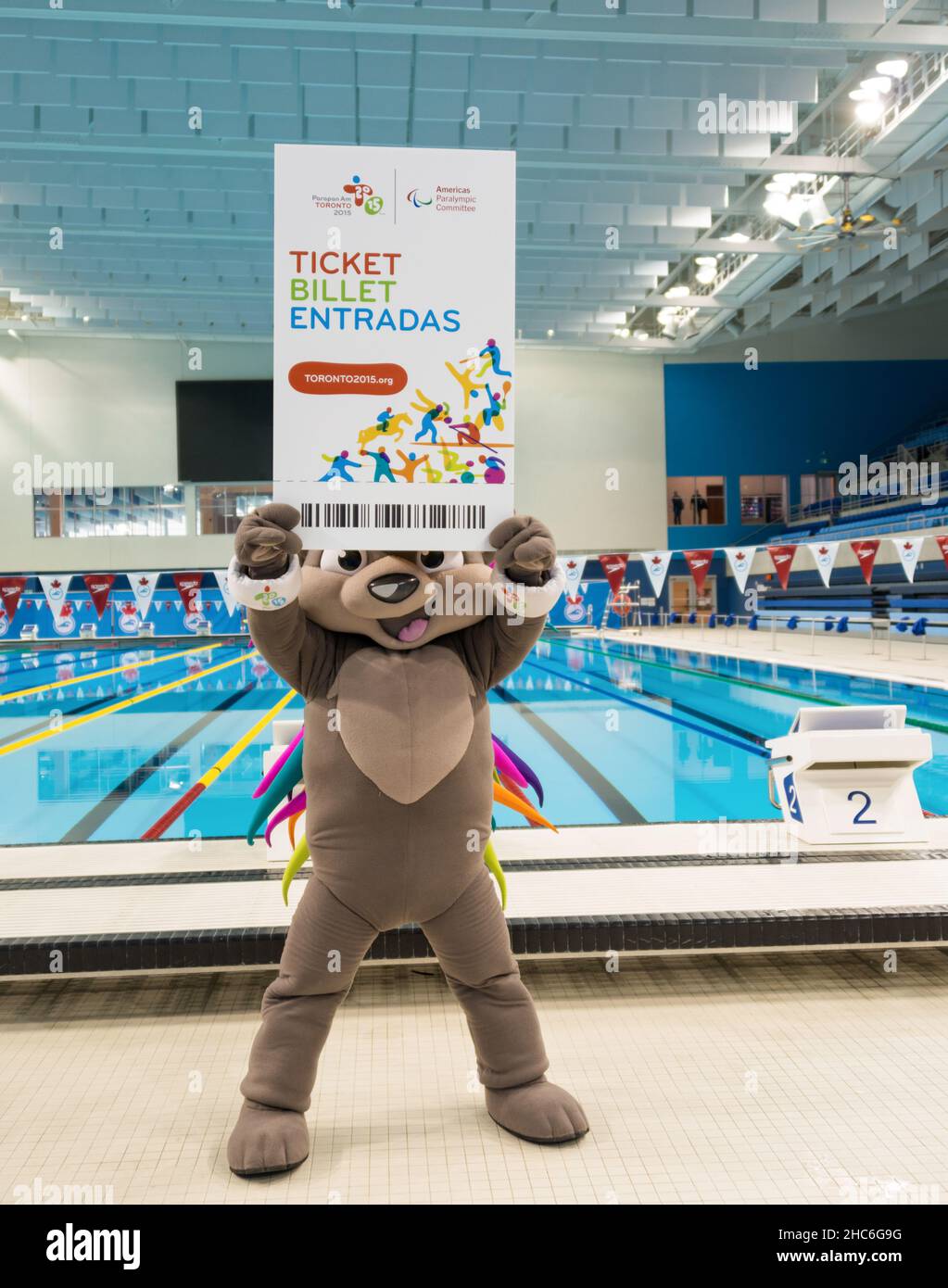 The organizing committee using Pachi the offical mascot of the Toronto ...