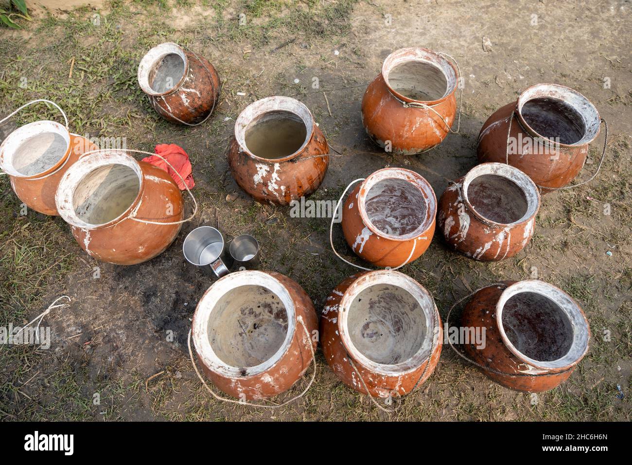 Process Of Making KHEJUR GUR Stock Photo - Alamy