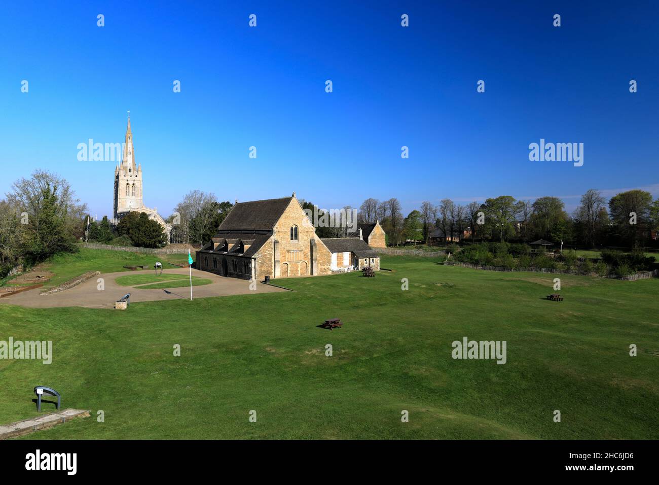 Summer view of Oakham Castle, market town of Oakham, Rutland County ...