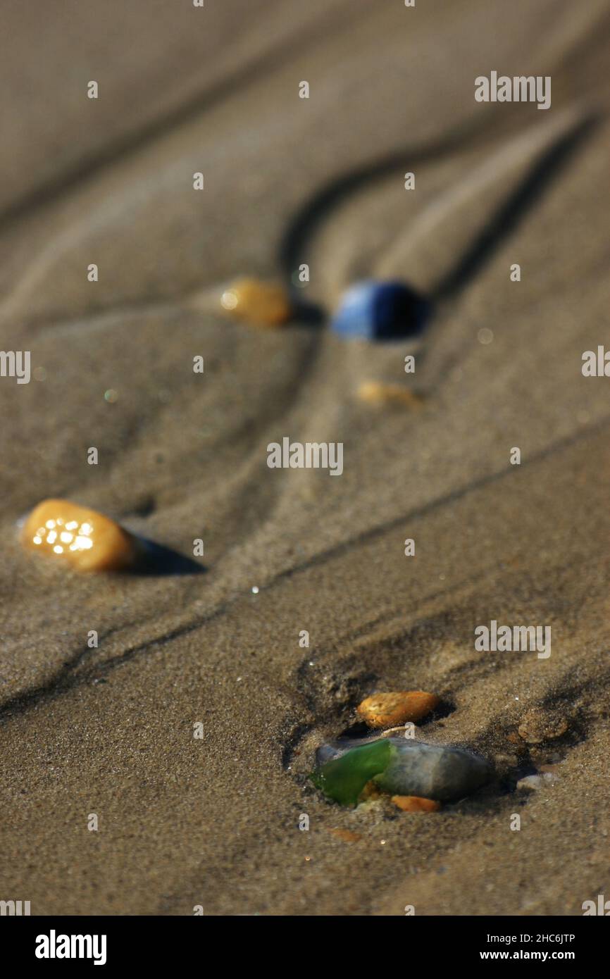 Broken glass on a beach hi-res stock photography and images - Alamy