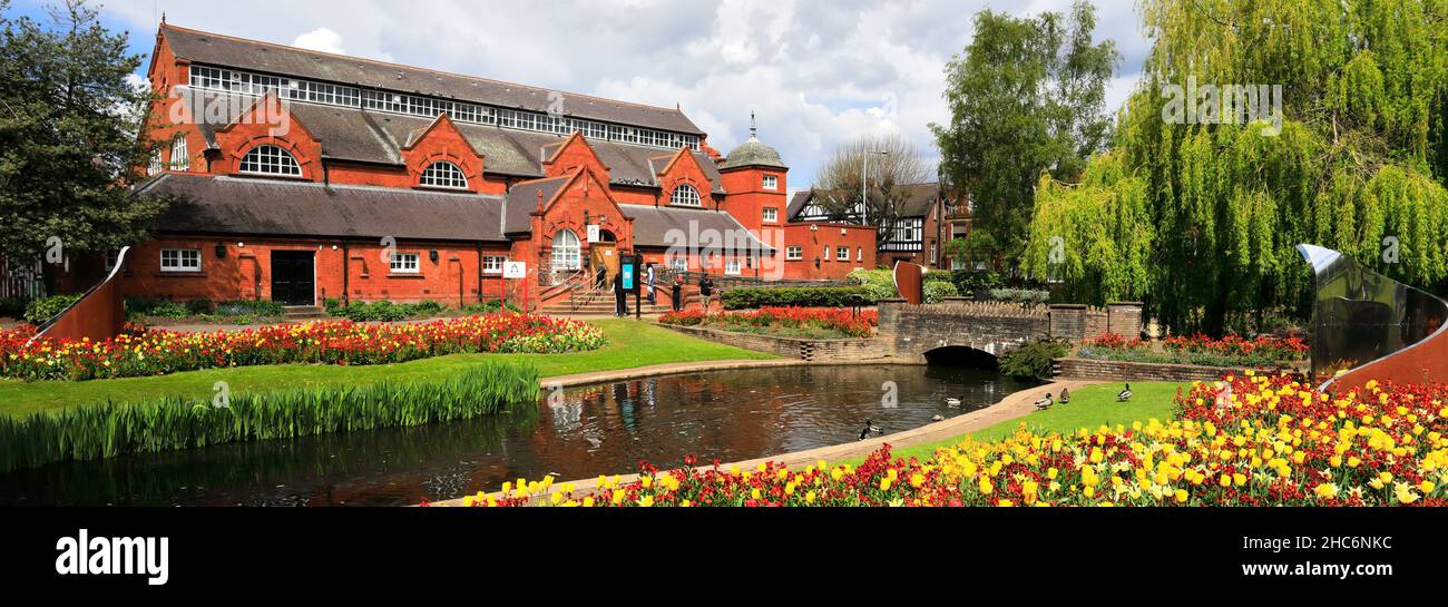 Summer view of the Charnwood Museum, Queens Park, market town of ...