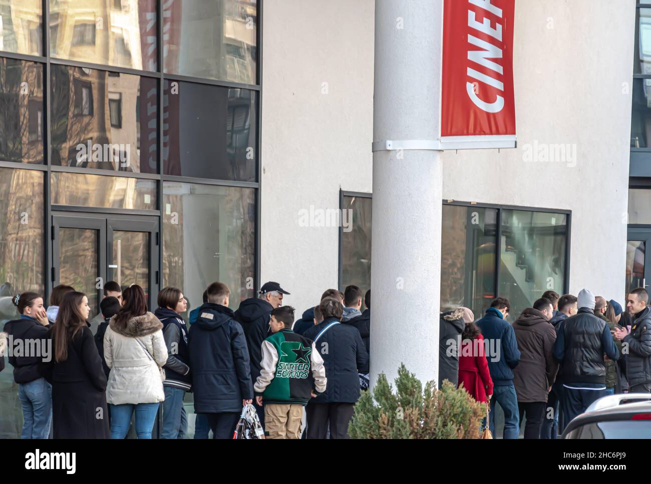 Queue for free tickets for Cinema Night n front of Cineplexx CInema ...