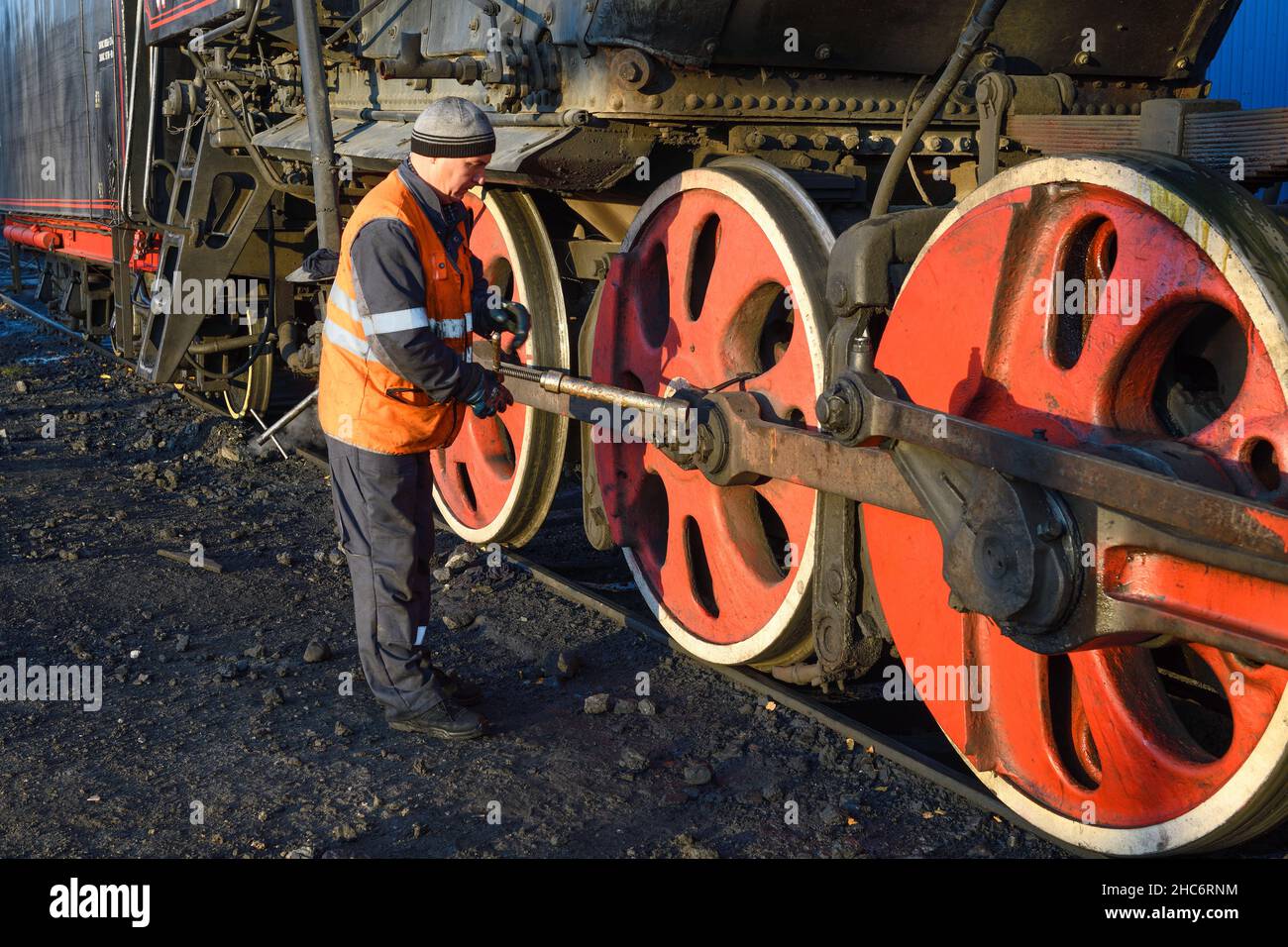 Assistant steam locomotive driver hi-res stock photography and images ...