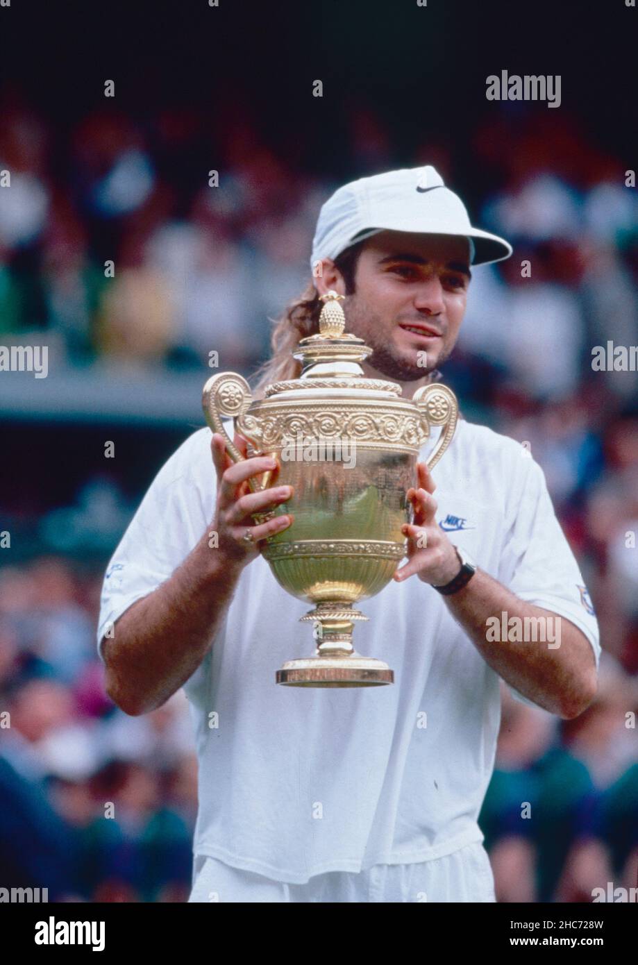 Andre agassi at wimbledon hi-res stock photography and images - Alamy