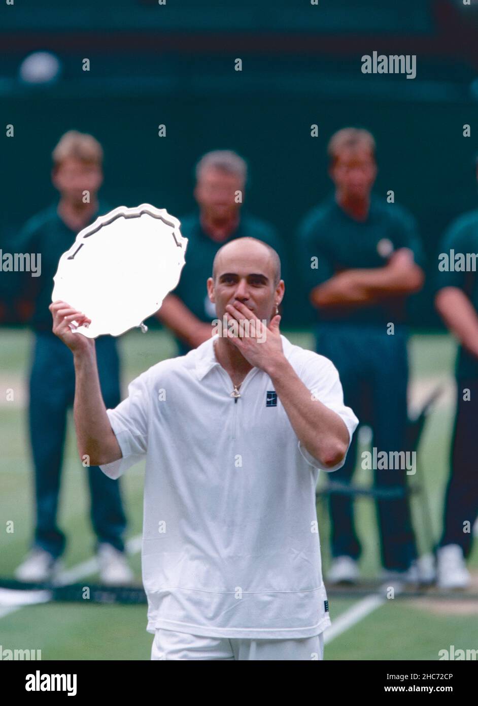 American tennis player Andre Agassi, Wimbledon, UK 1999 Stock Photo - Alamy