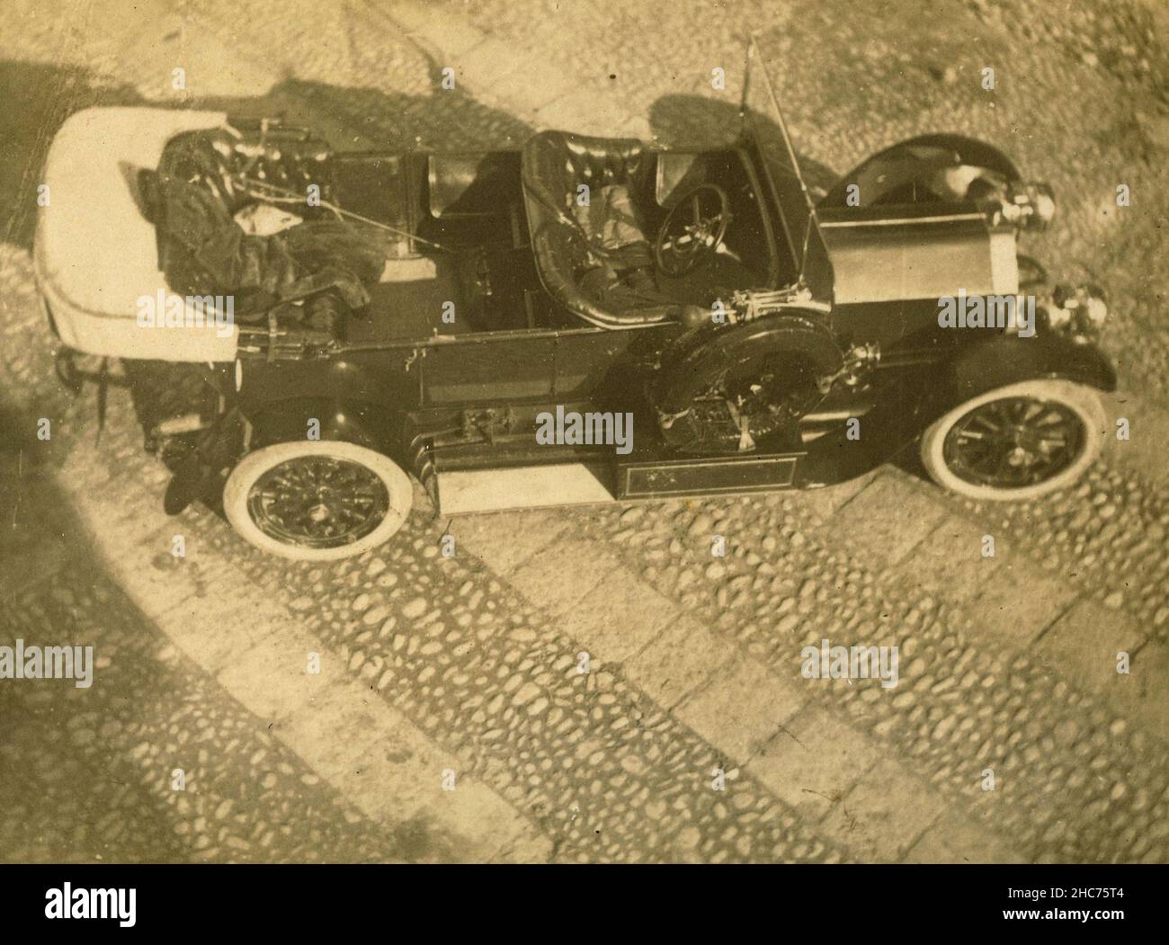 Old large car from above, Italy 1920s Stock Photo - Alamy
