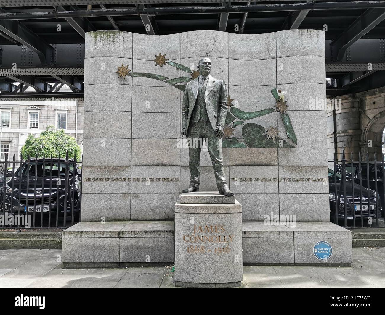 Statue of james connolly hi-res stock photography and images - Alamy