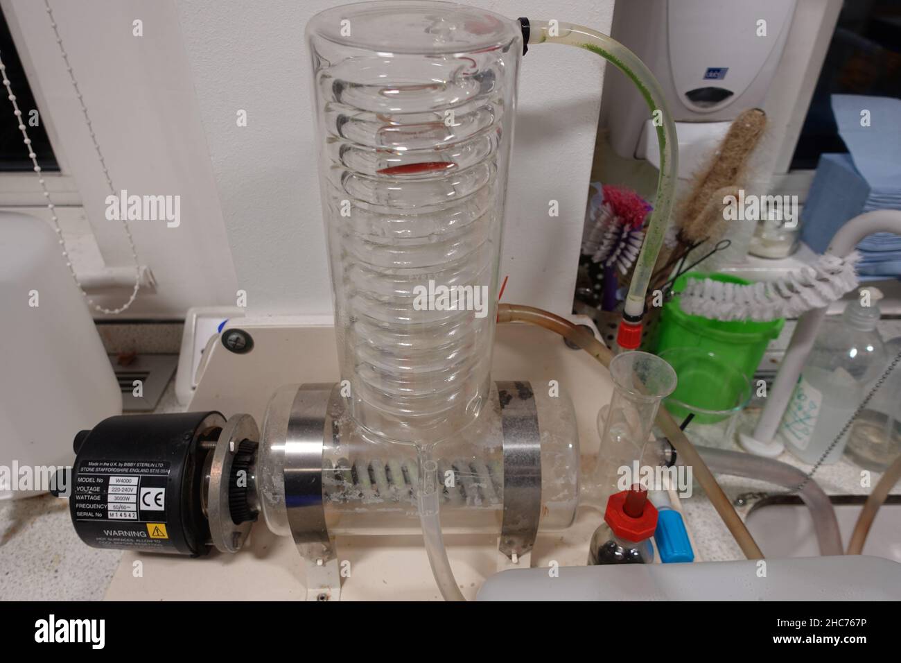 Laboratory discovery biology hi-res stock photography and images - Alamy