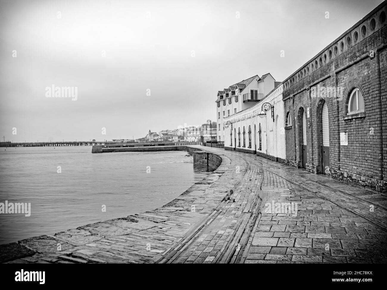 Old fashioned arcade Black and White Stock Photos & Images - Alamy