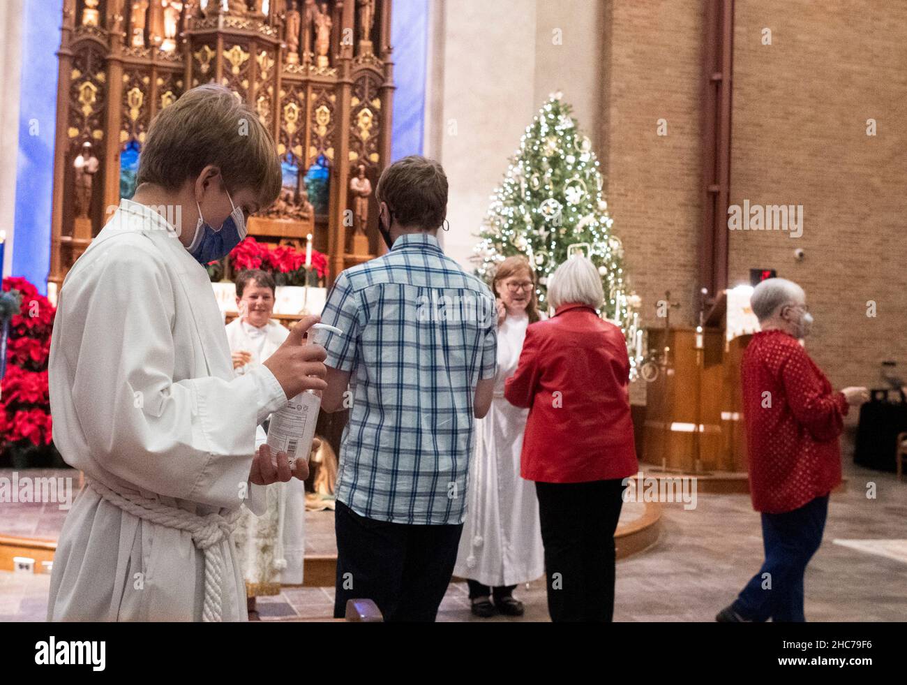Taking communion hi-res stock photography and images - Alamy