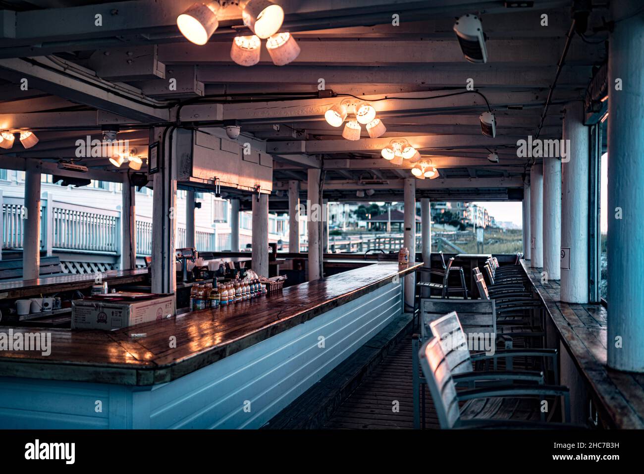 Outside empty bar at the beach Stock Photo - Alamy