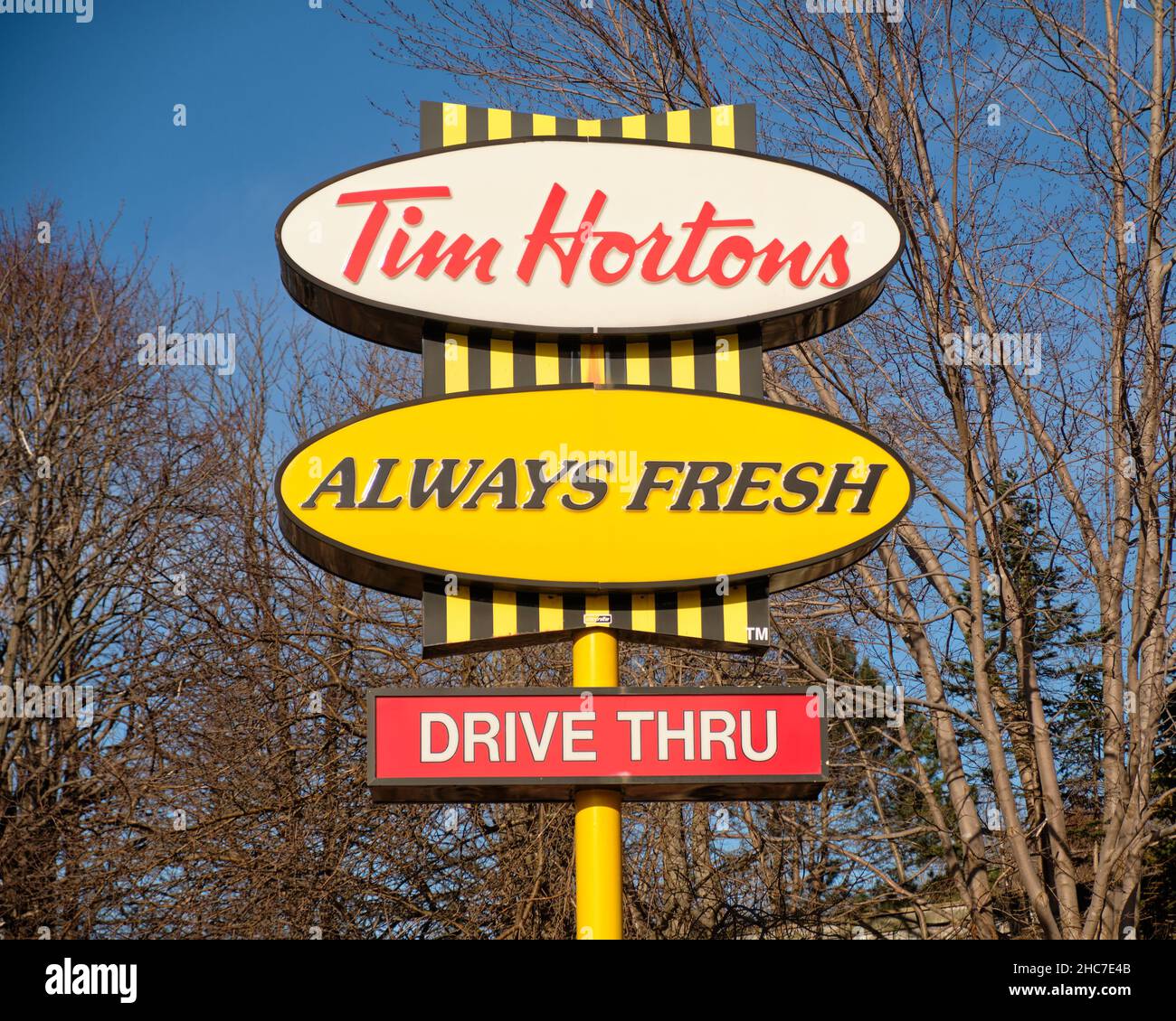 Tim hortons drive through hi-res stock photography and images - Alamy