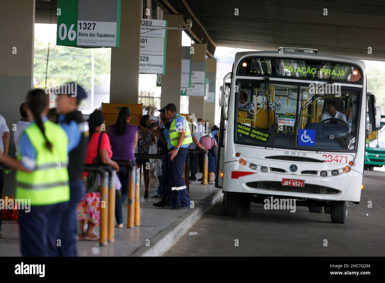salvador, bahia, brazil - september 21, 2016: people waiting for public ...