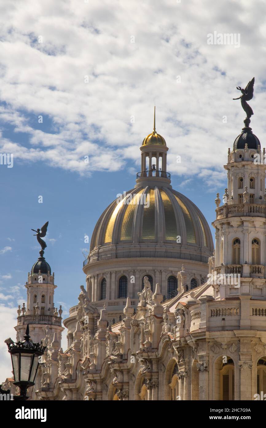 Famous National Capital Building, the unique architecture of Havana ...