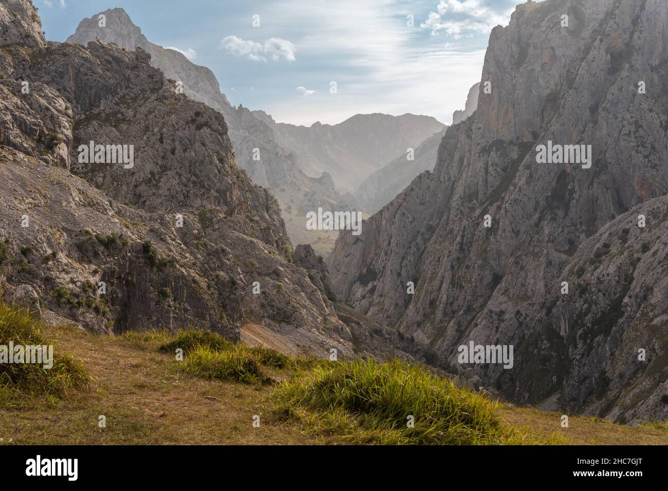 Picos of europe hi-res stock photography and images - Alamy