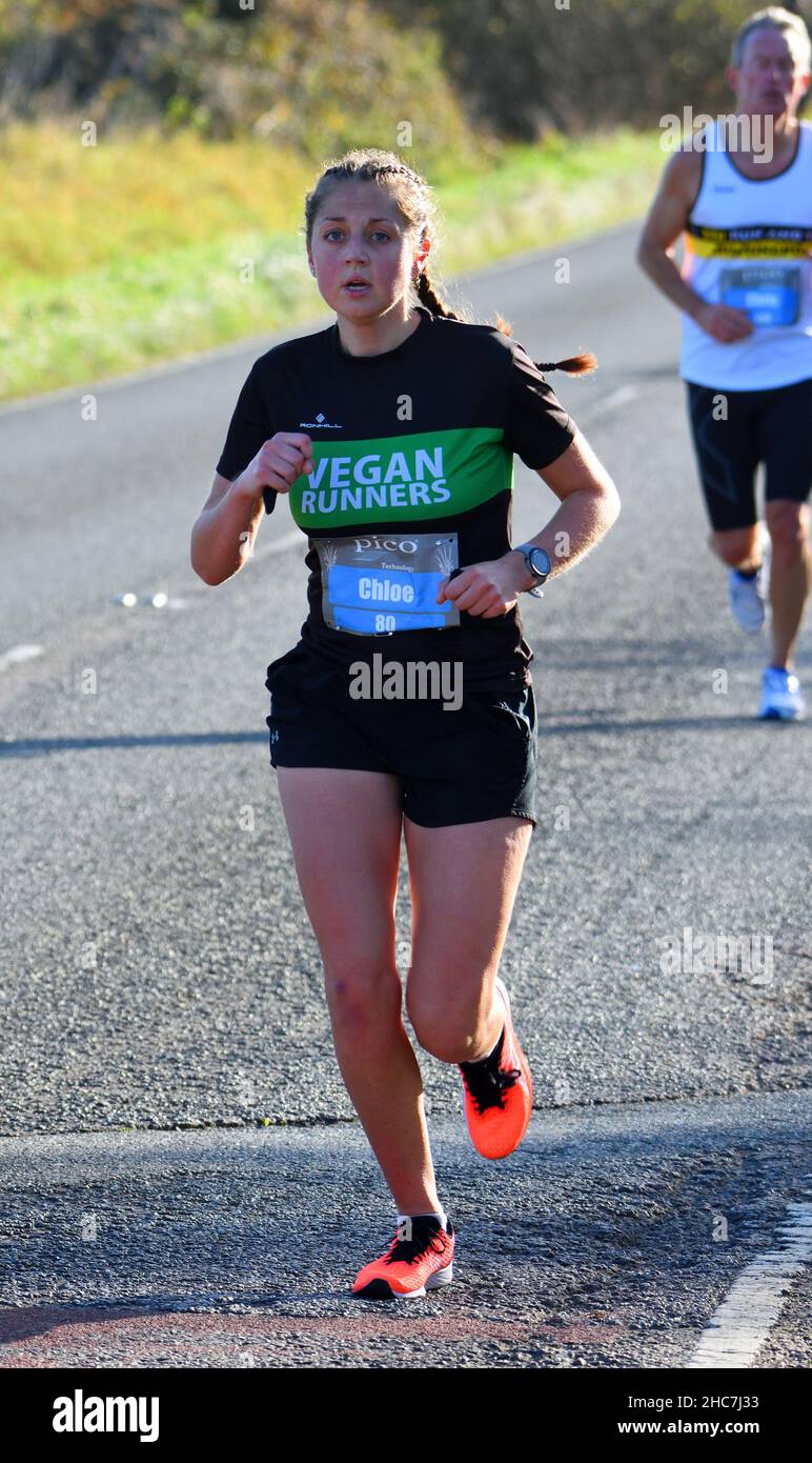 Marathon runners female hi-res stock photography and images - Alamy