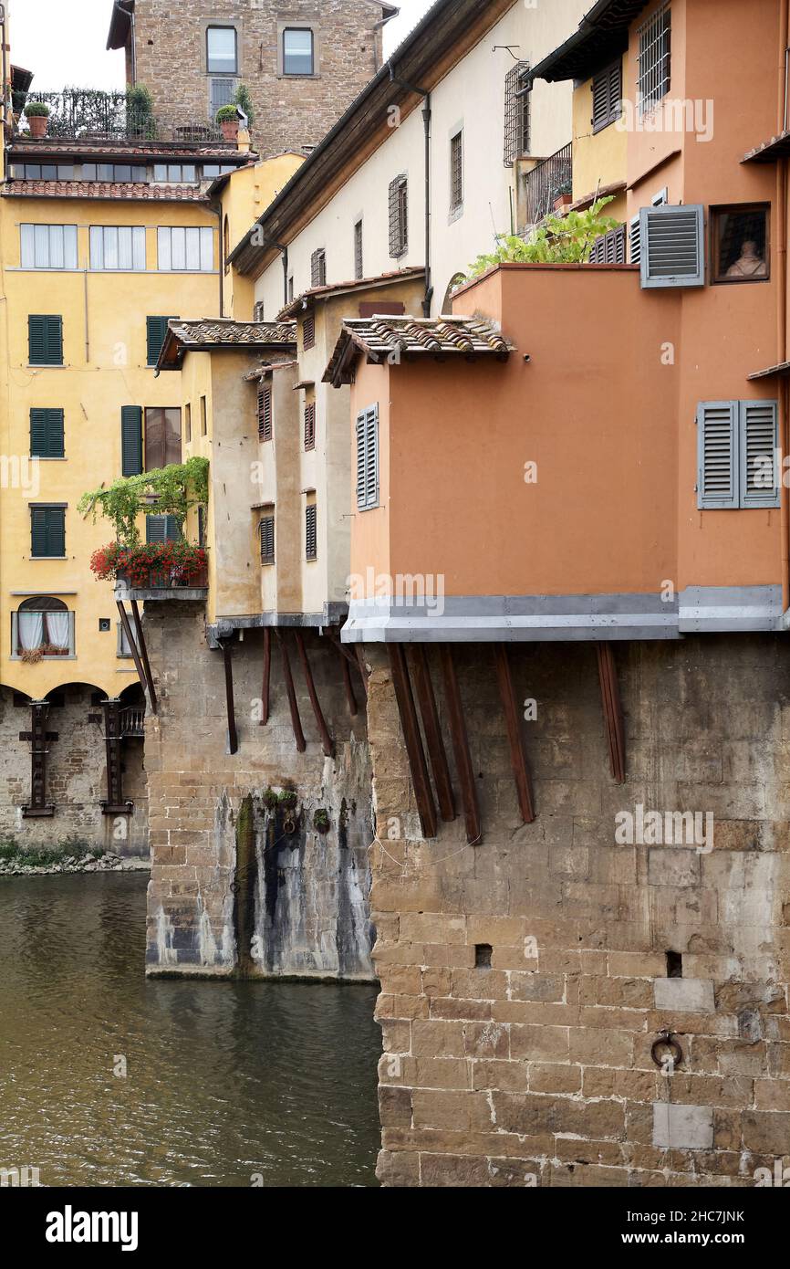 Ponte vecchio di firenze hi-res stock photography and images - Alamy