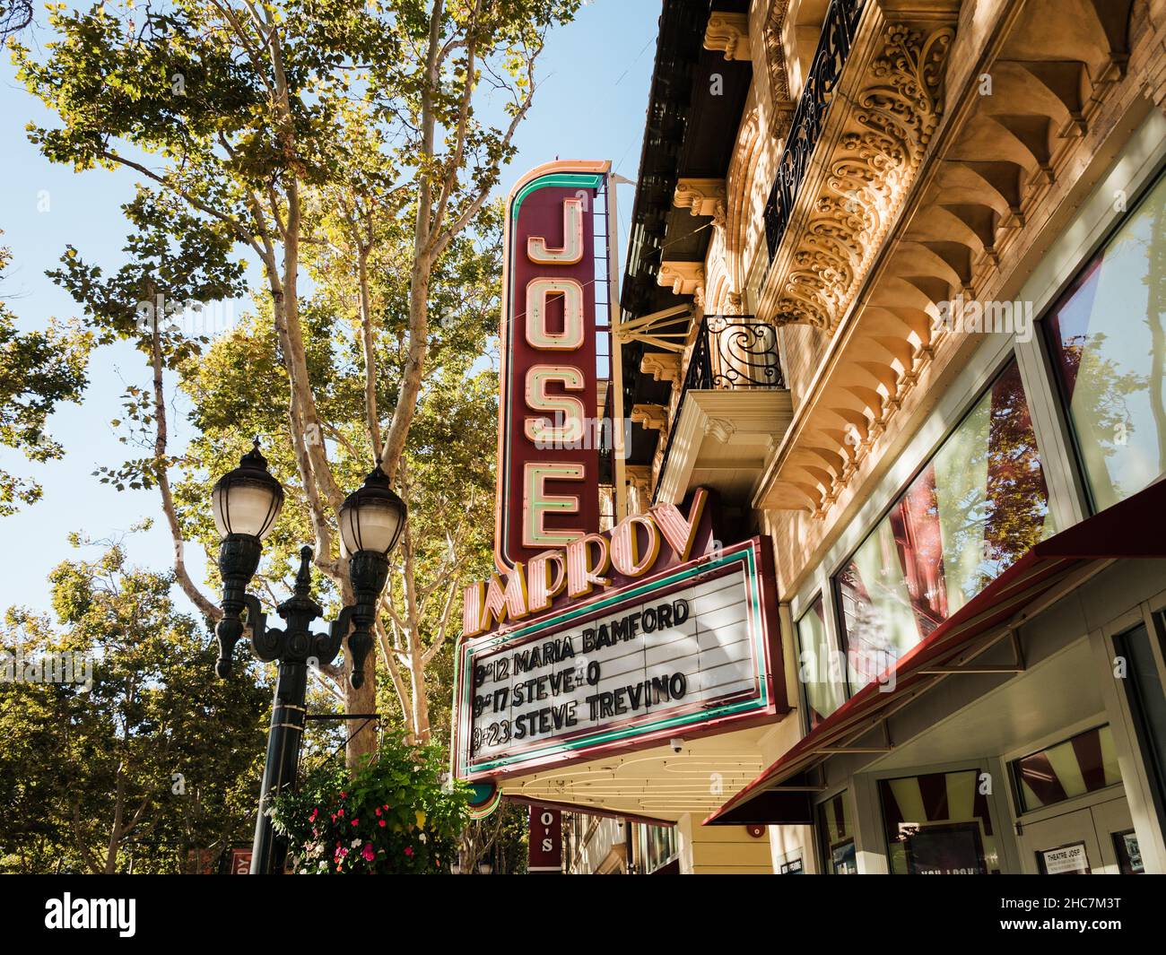Improv comedy theater hi-res stock photography and images - Alamy