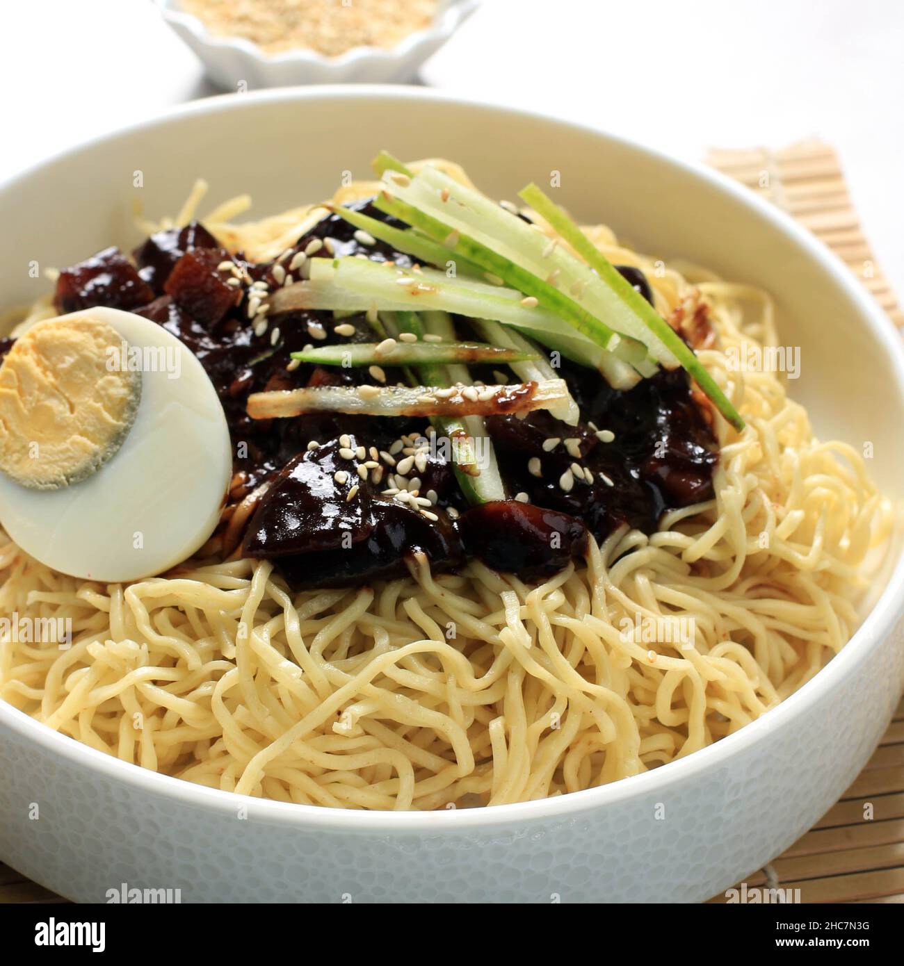 Egg noddle hi-res stock photography and images - Alamy
