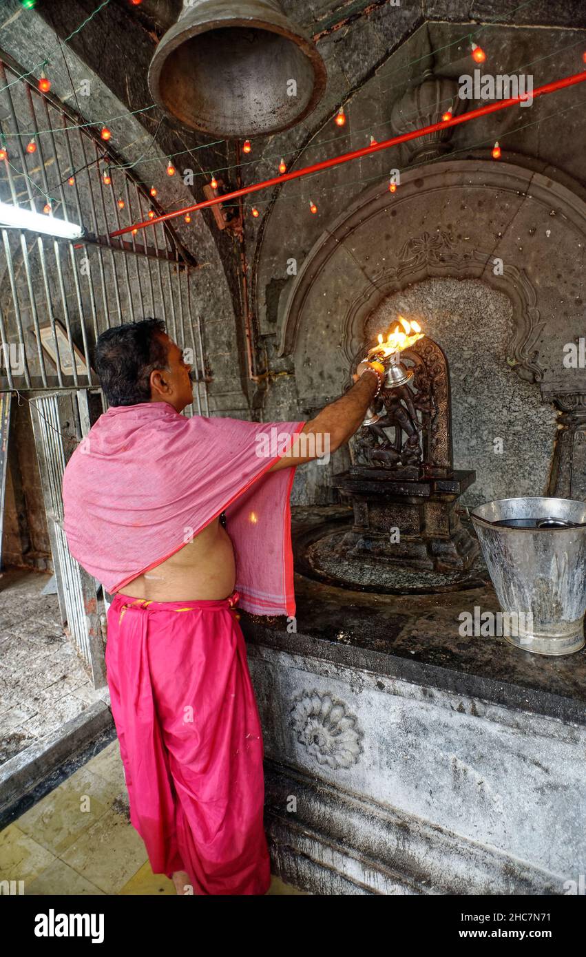 Doing rituals hi-res stock photography and images - Alamy