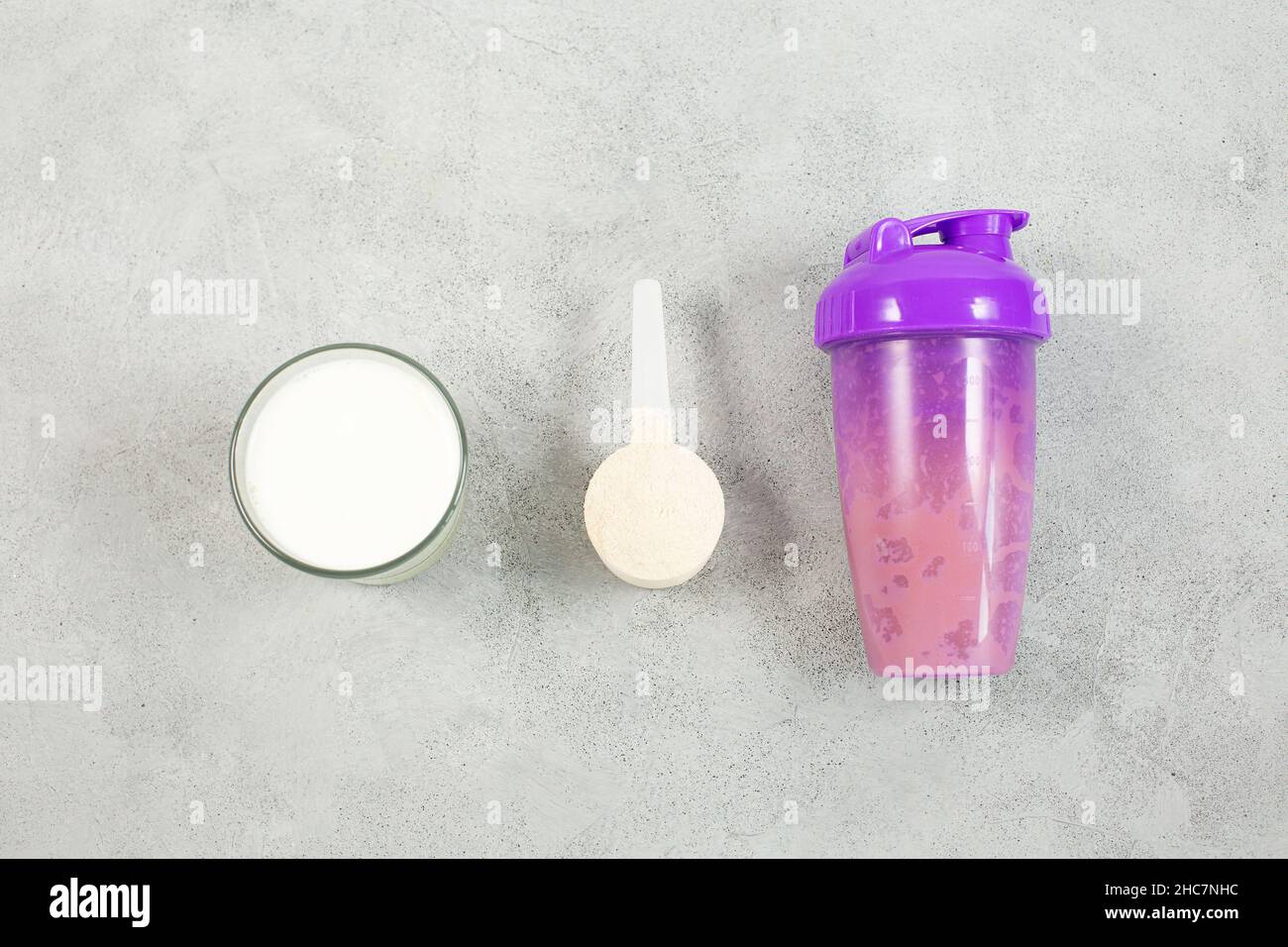Words ENERGY DRINK on a dark background. Sport beverage Stock Photo - Alamy