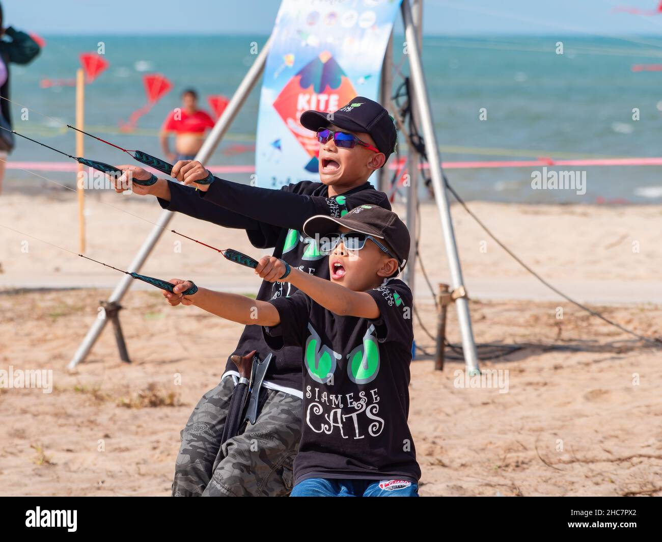 Asian people flying kite hi-res stock photography and images - Alamy