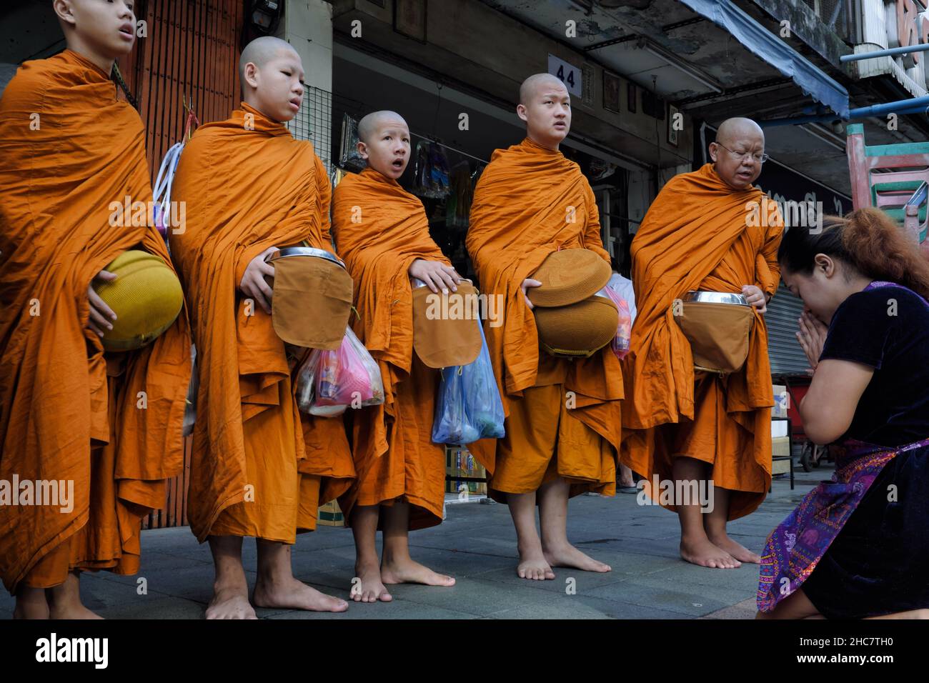 Buddhist laywoman hi-res stock photography and images - Alamy